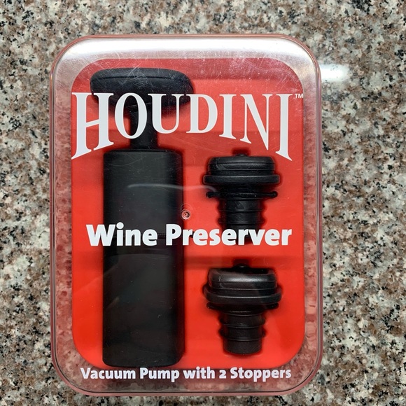 Kitchen | Houdini Wine Preserver Vacuum Pump With Stoppers | Poshmark